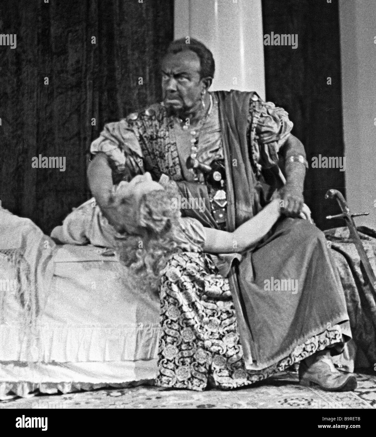 Shakespeare s Othello on at the Sundukyan Drama Theatre Yerevan Vagram ...