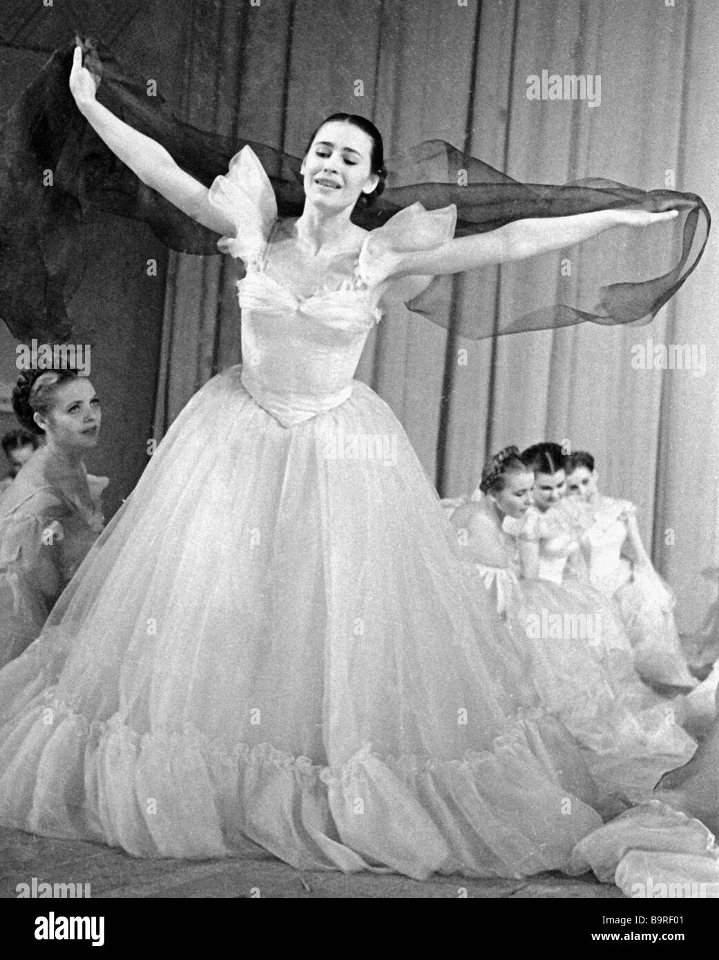 A soloist from the Berezka State Dance Company performs the Berezka a ...