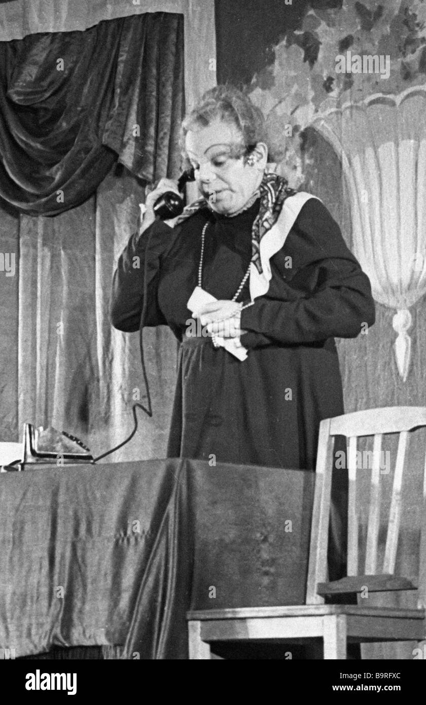 Actor Arkady Raikin as Agnessa Pavlovna Stock Photo - Alamy