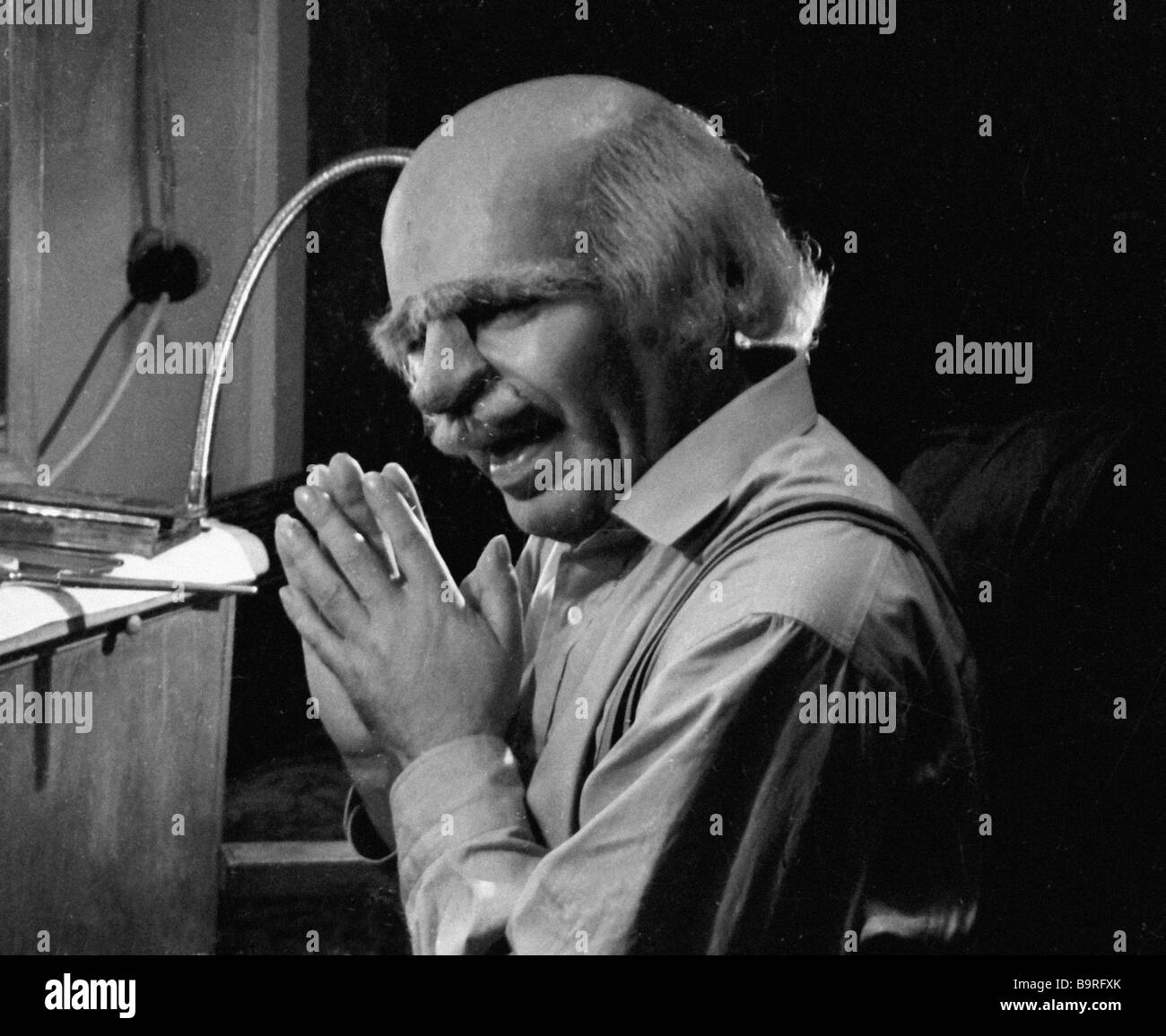 Soviet actor Arkady Raikin preparing for performance Stock Photo - Alamy
