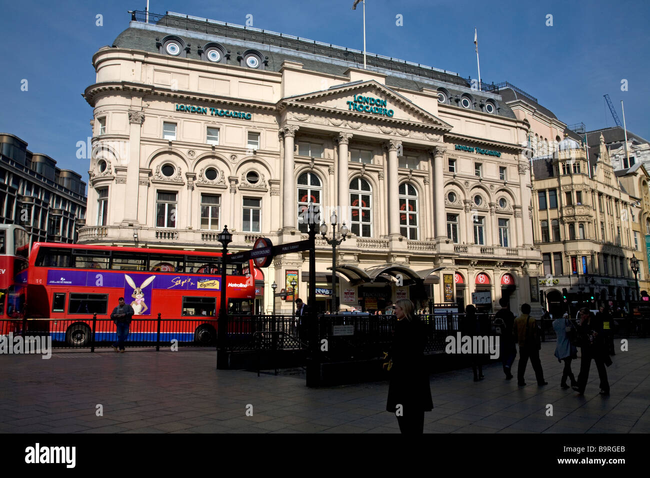 Piccadilly Circus London England Stock Photo - Alamy