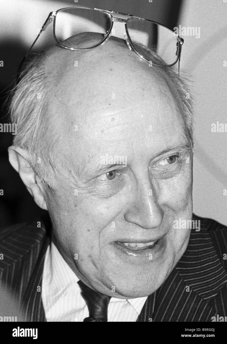 World famous cellist Mstislav Rostropovich Stock Photo - Alamy