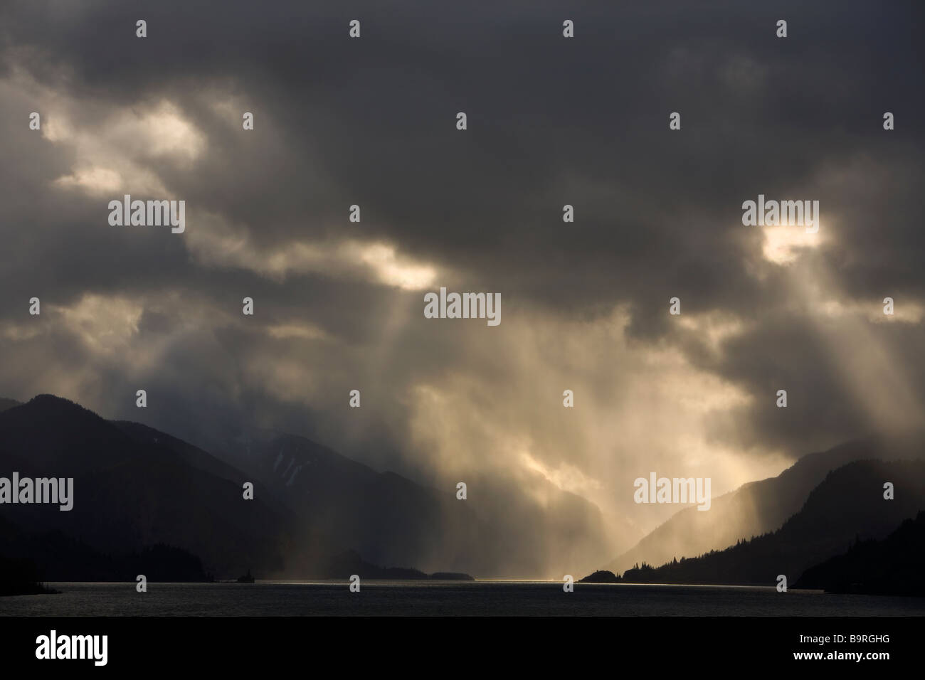 Spring showers hi-res stock photography and images - Alamy