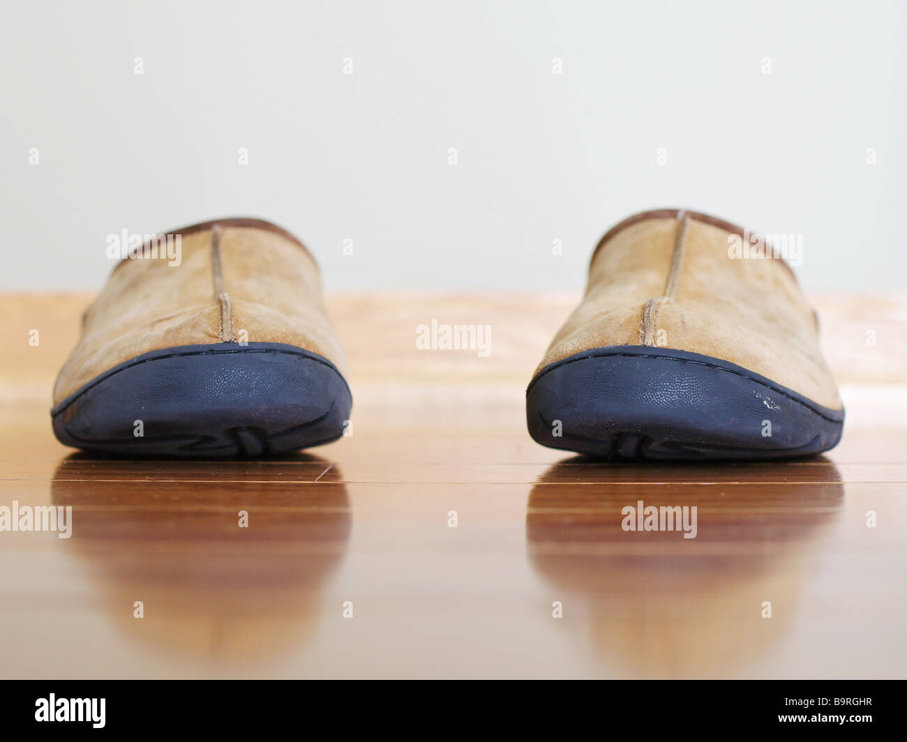 Old leather shoes hi-res stock photography and images - Alamy