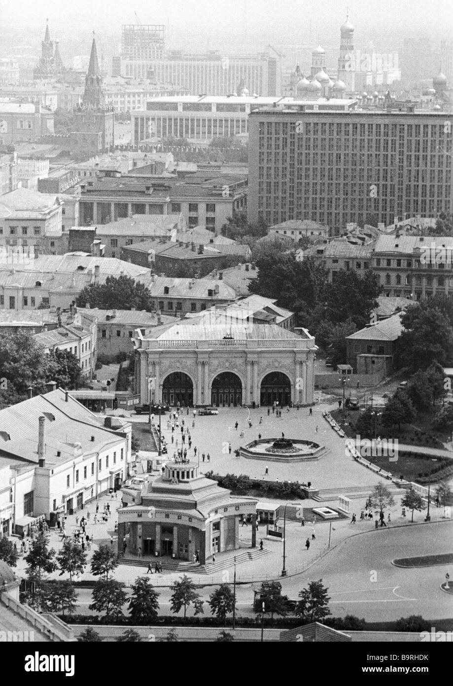 A panorama of Arbat Square in Moscow s heart Stock Photo - Alamy