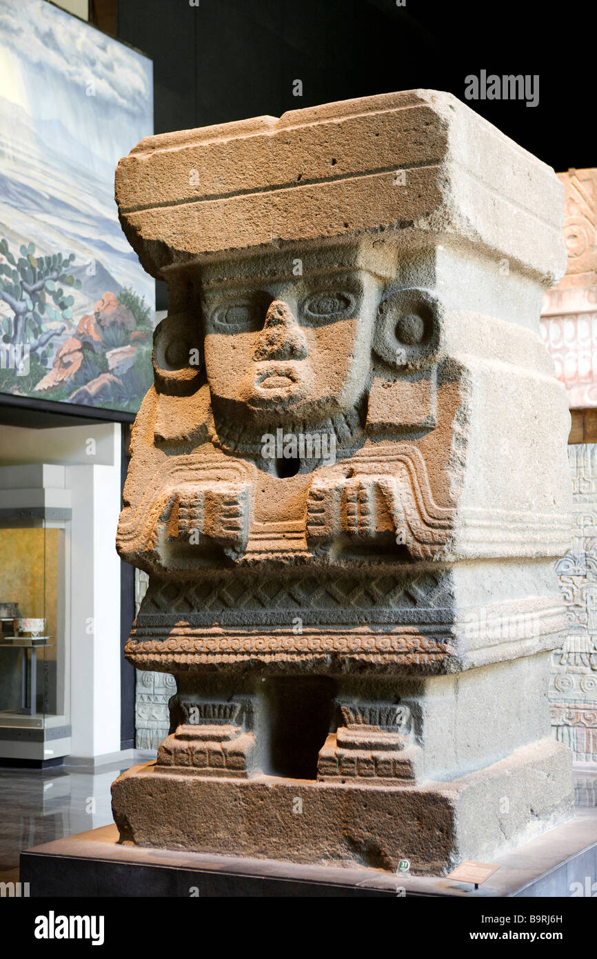 Chalchiuhtlicue hi-res stock photography and images - Alamy