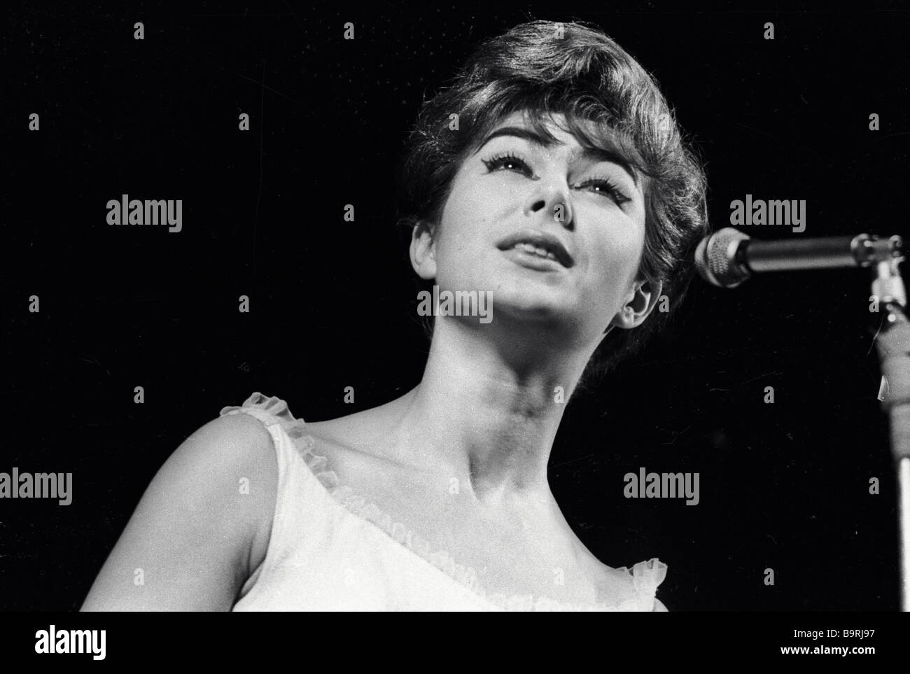 Pop singer Edita Pyekha Stock Photo - Alamy