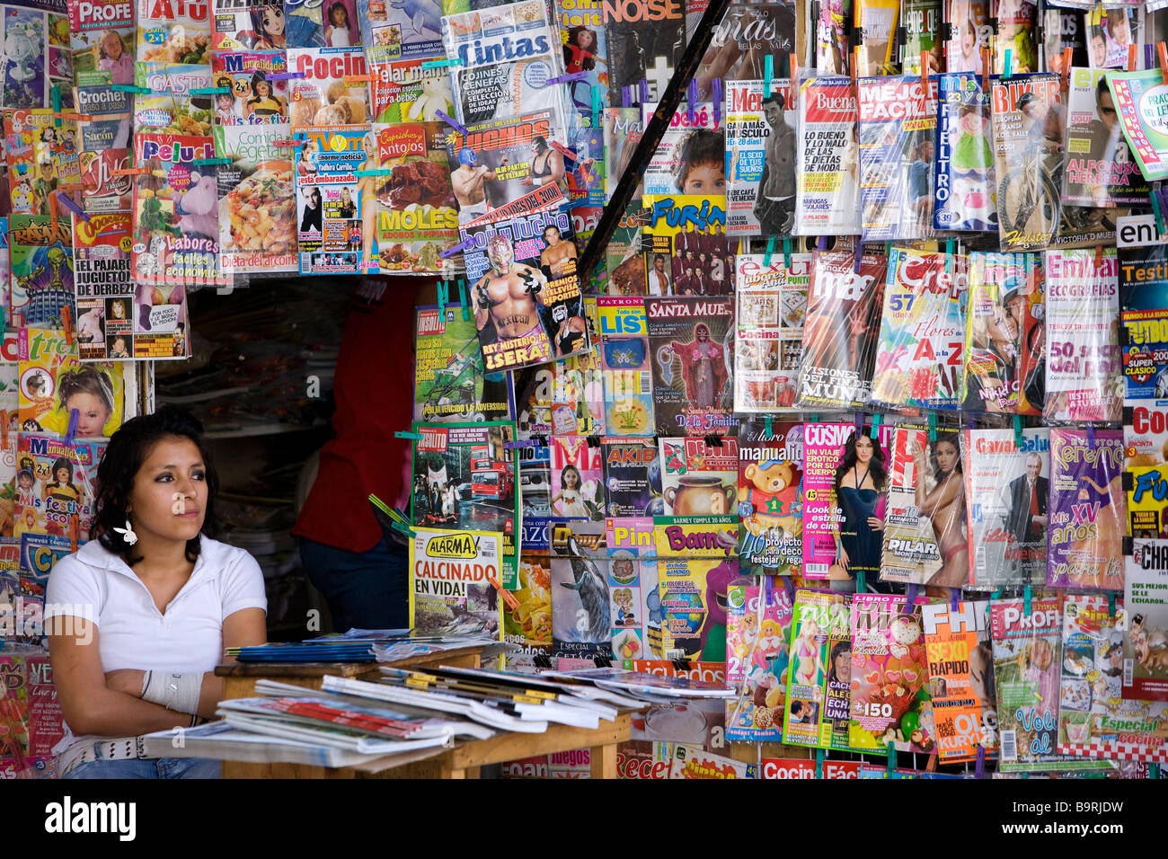 Newspapers saleswoman hi-res stock photography and images - Alamy