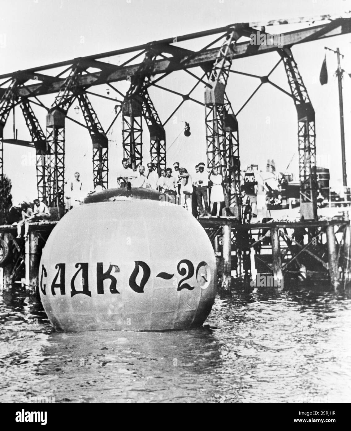 Underwater research installation Sadko 2 before disappearing in the ...