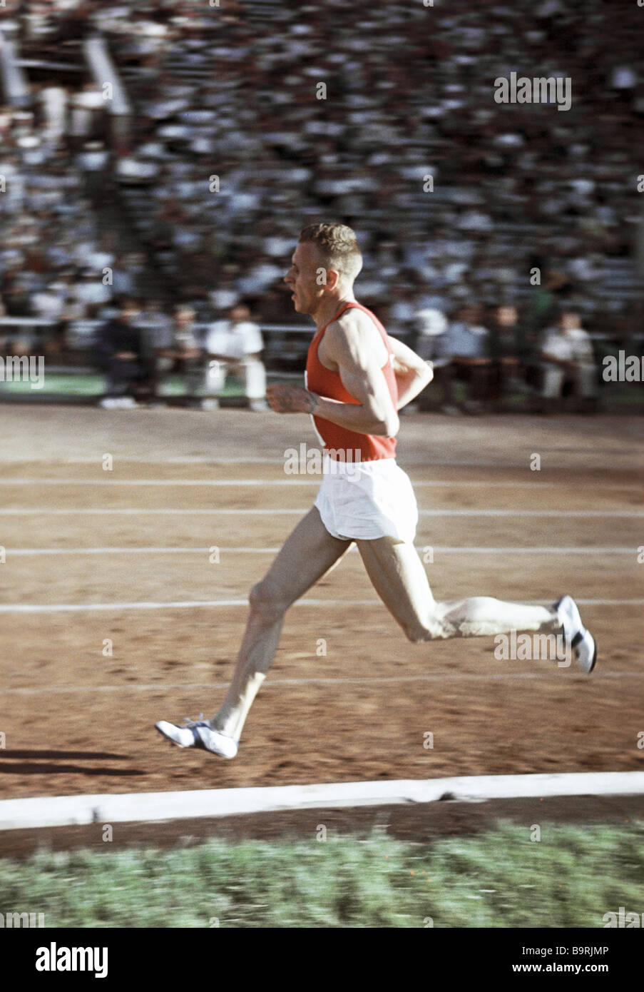 Pyotr Bolotnikov USSR 10 000 meter racing champion Stock Photo - Alamy
