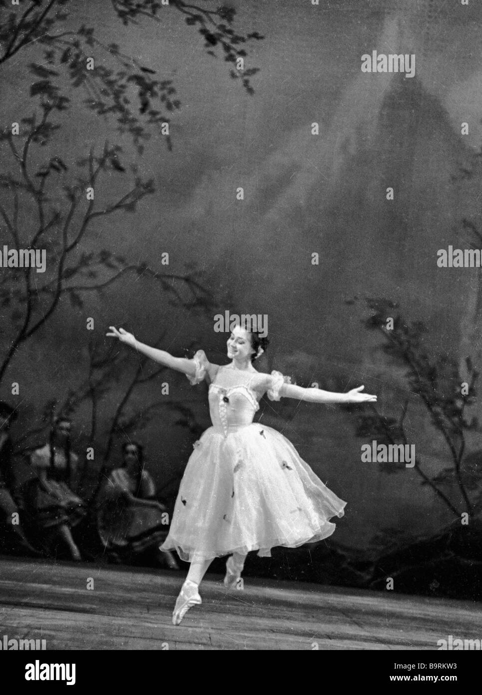 Ballerina Yekaterina Maximova as Jiselle in Bolshoi ballet of the same ...