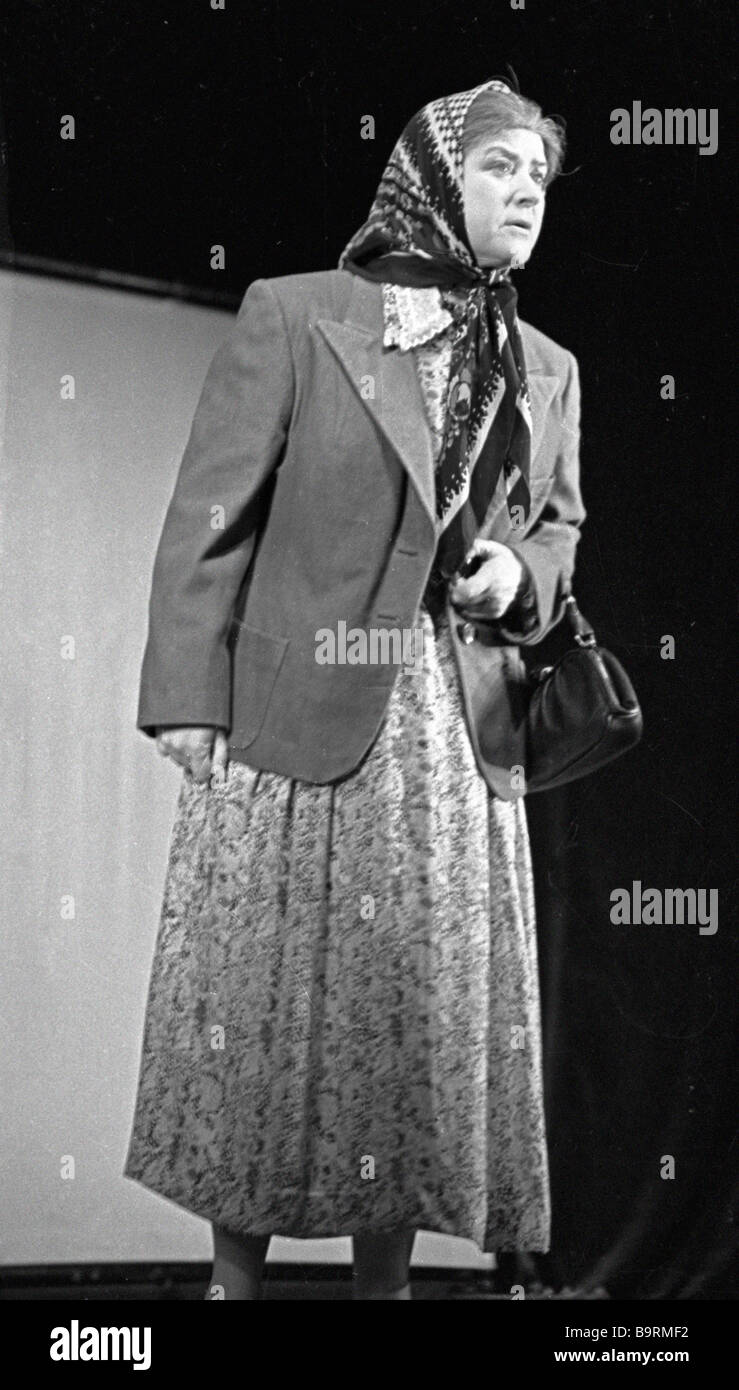 Actress Maria Mironova reciting the monolog The Soul of the Population ...