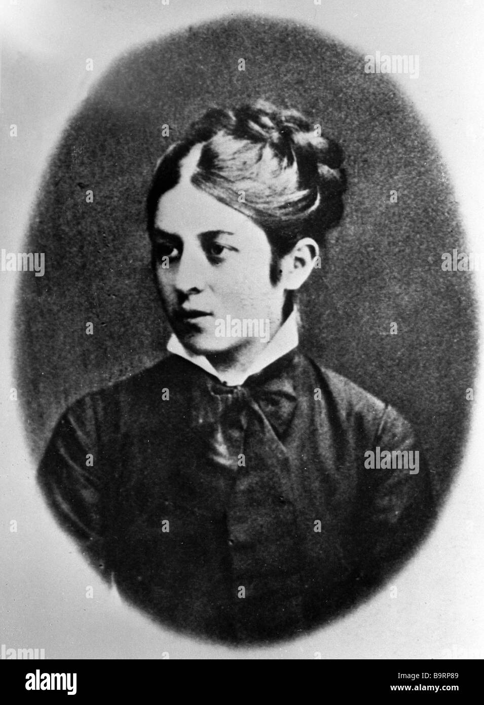 Portrait of Russian Narodnik revolutionary Vera Figner Stock Photo - Alamy