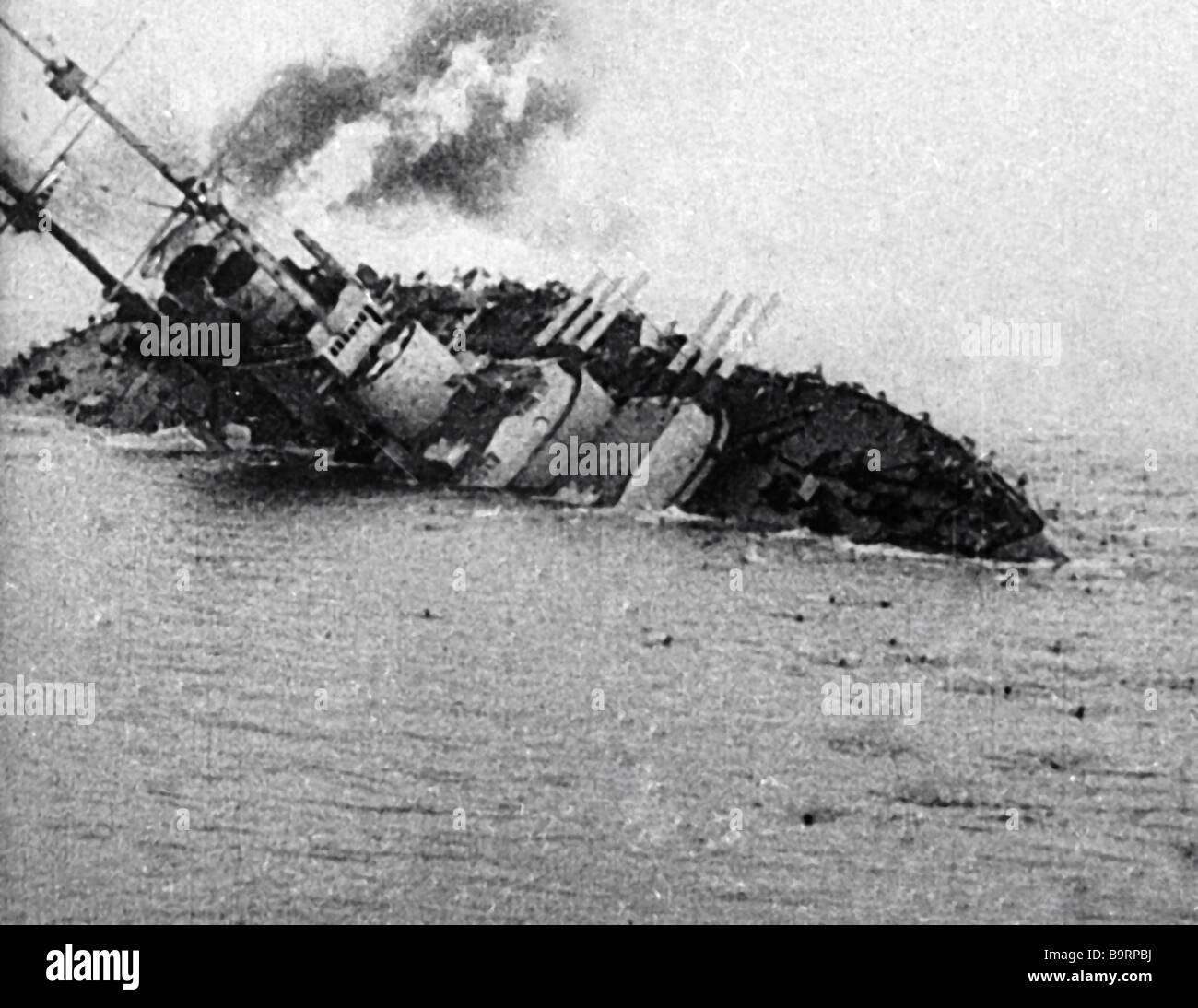 Drowning ship Alexander Medvedkin s documentary Mind Versus Insanity ...