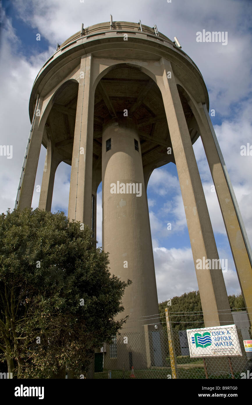 Concrete water storage tower hi-res stock photography and images - Alamy