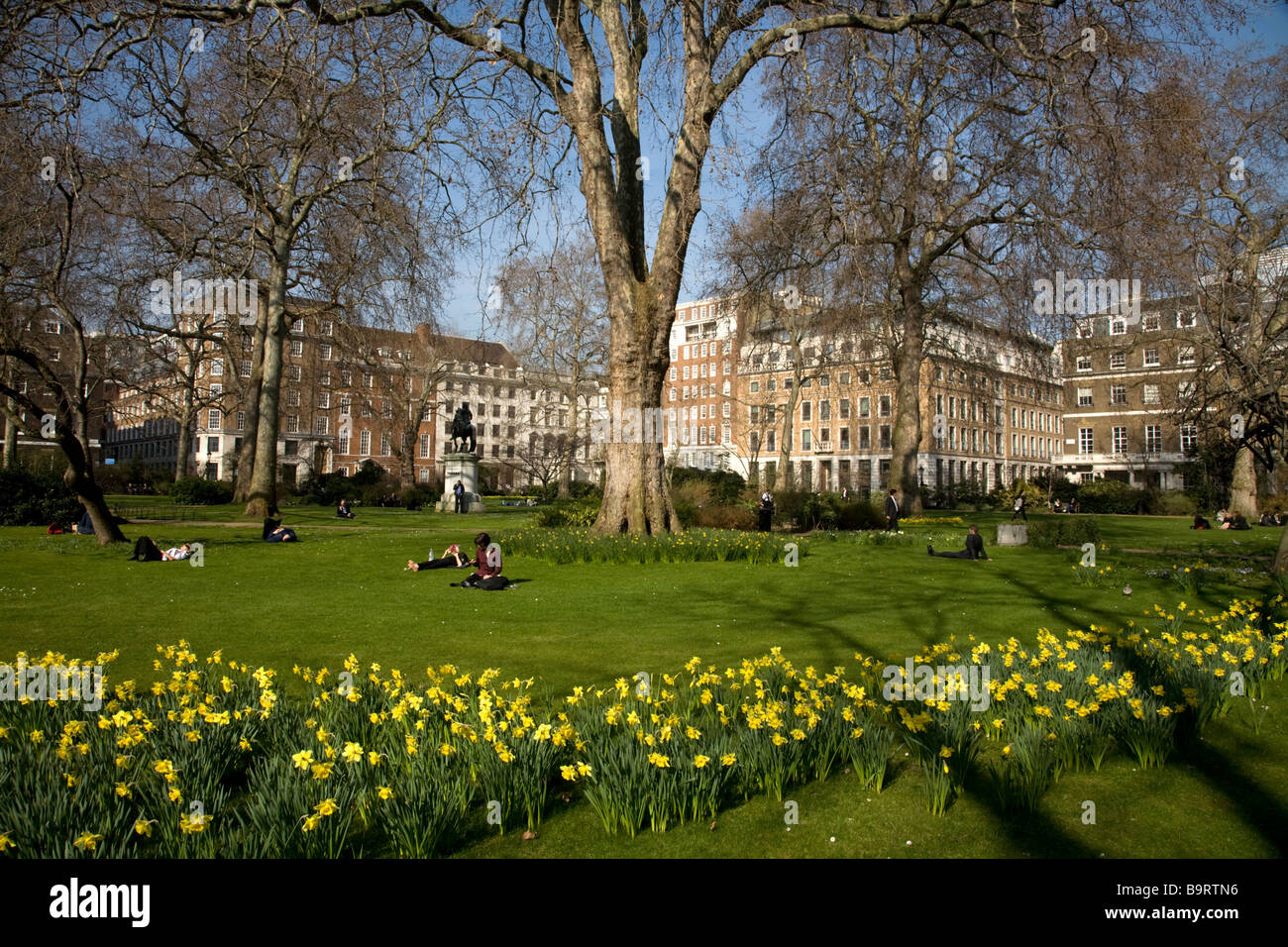 Springtime St James Square London England Stock Photo - Alamy