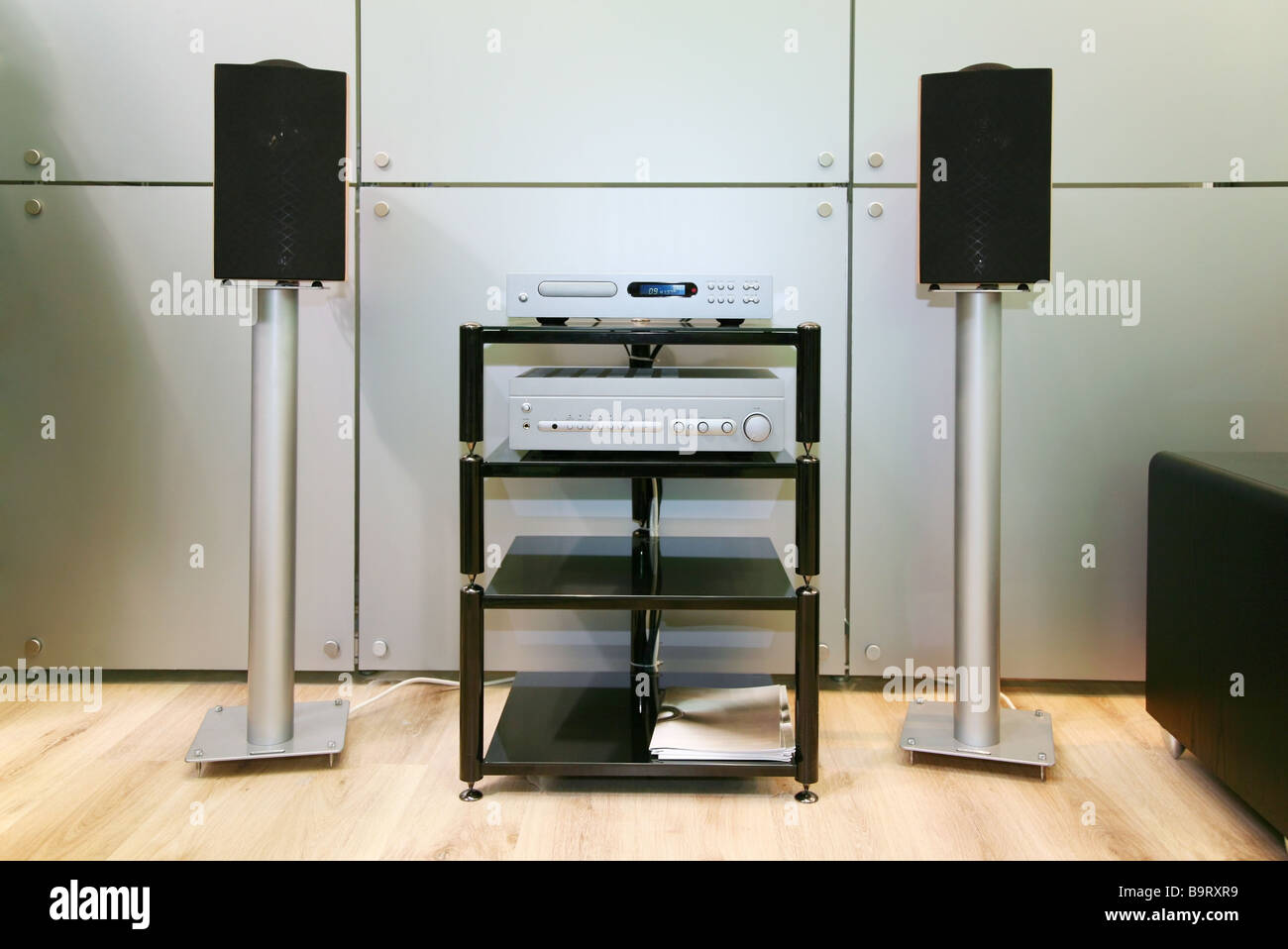 Heavy sound system hi-res stock photography and images - Alamy