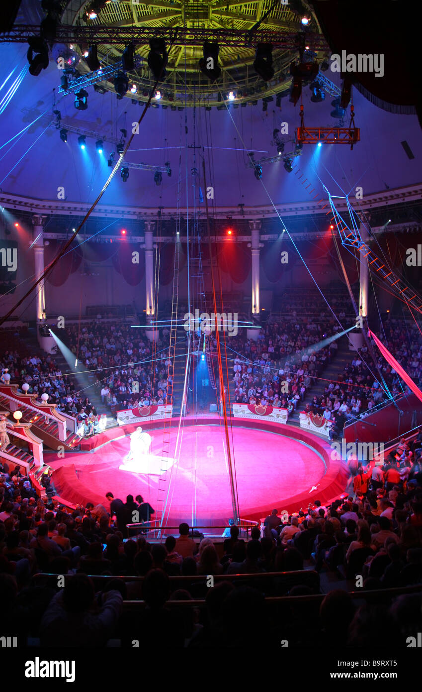 Circus Clowns Ring Stock Photos & Circus Clowns Ring Stock Images - Alamy