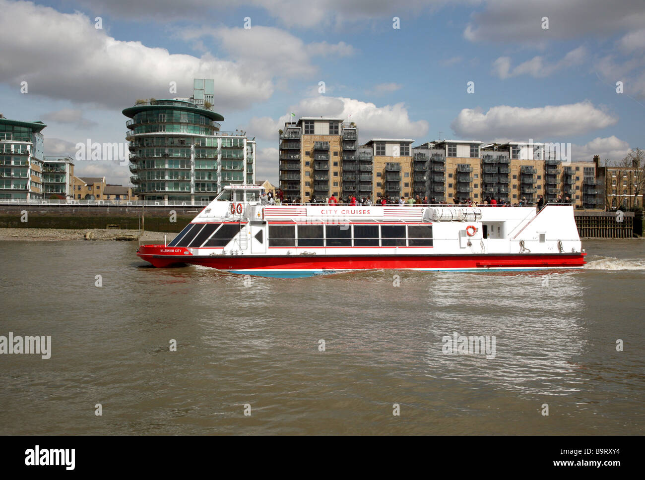 Thames river excursion hi-res stock photography and images - Alamy
