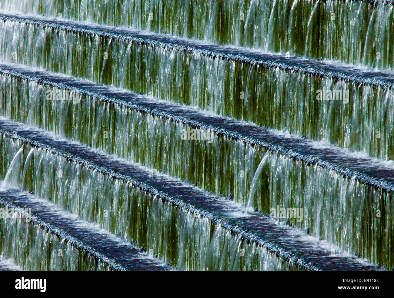 Trickle of water dam hi-res stock photography and images - Alamy