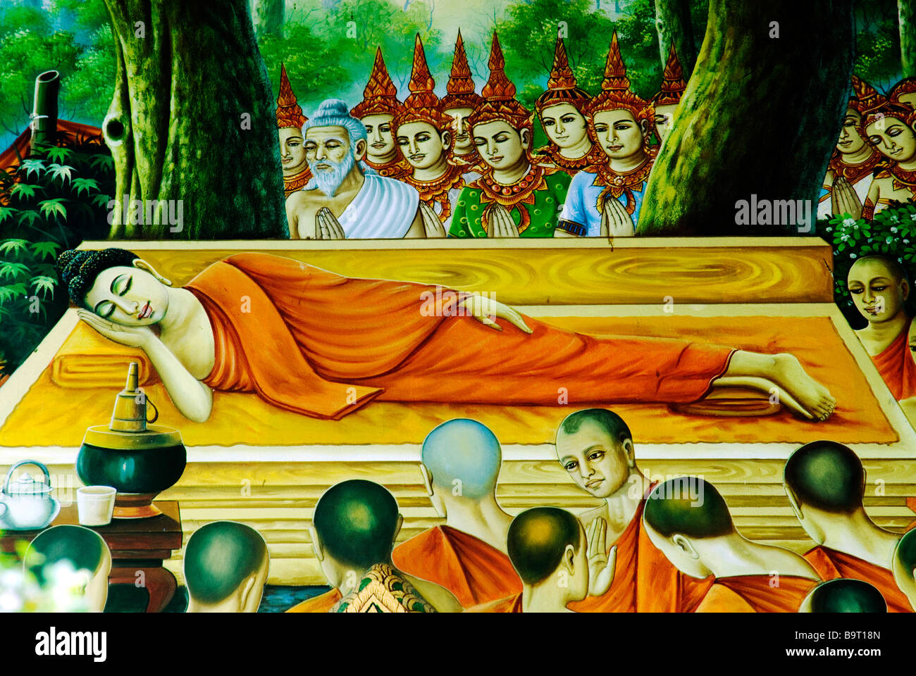 Mural of Buddha sleeping Stock Photo - Alamy