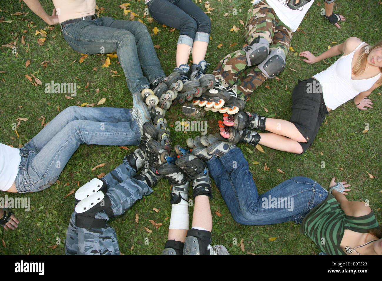Leg circle hi-res stock photography and images - Alamy