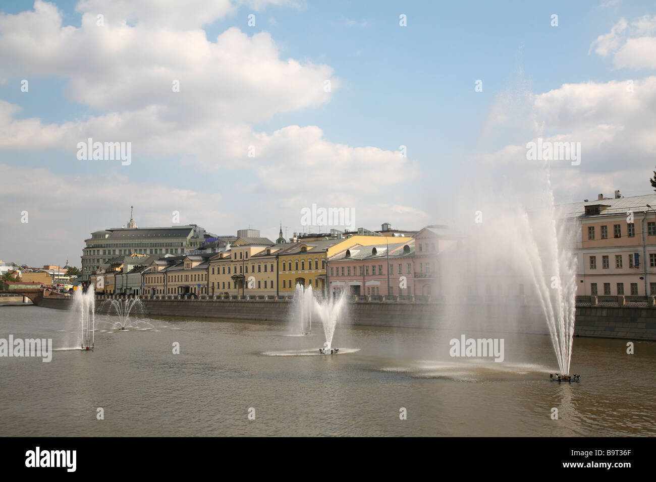 fountains on Moscow river Stock Photo - Alamy