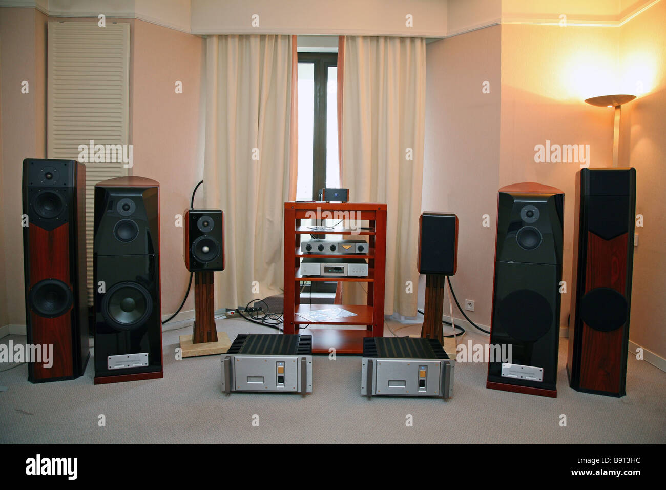 hi-end audio system Stock Photo - Alamy
