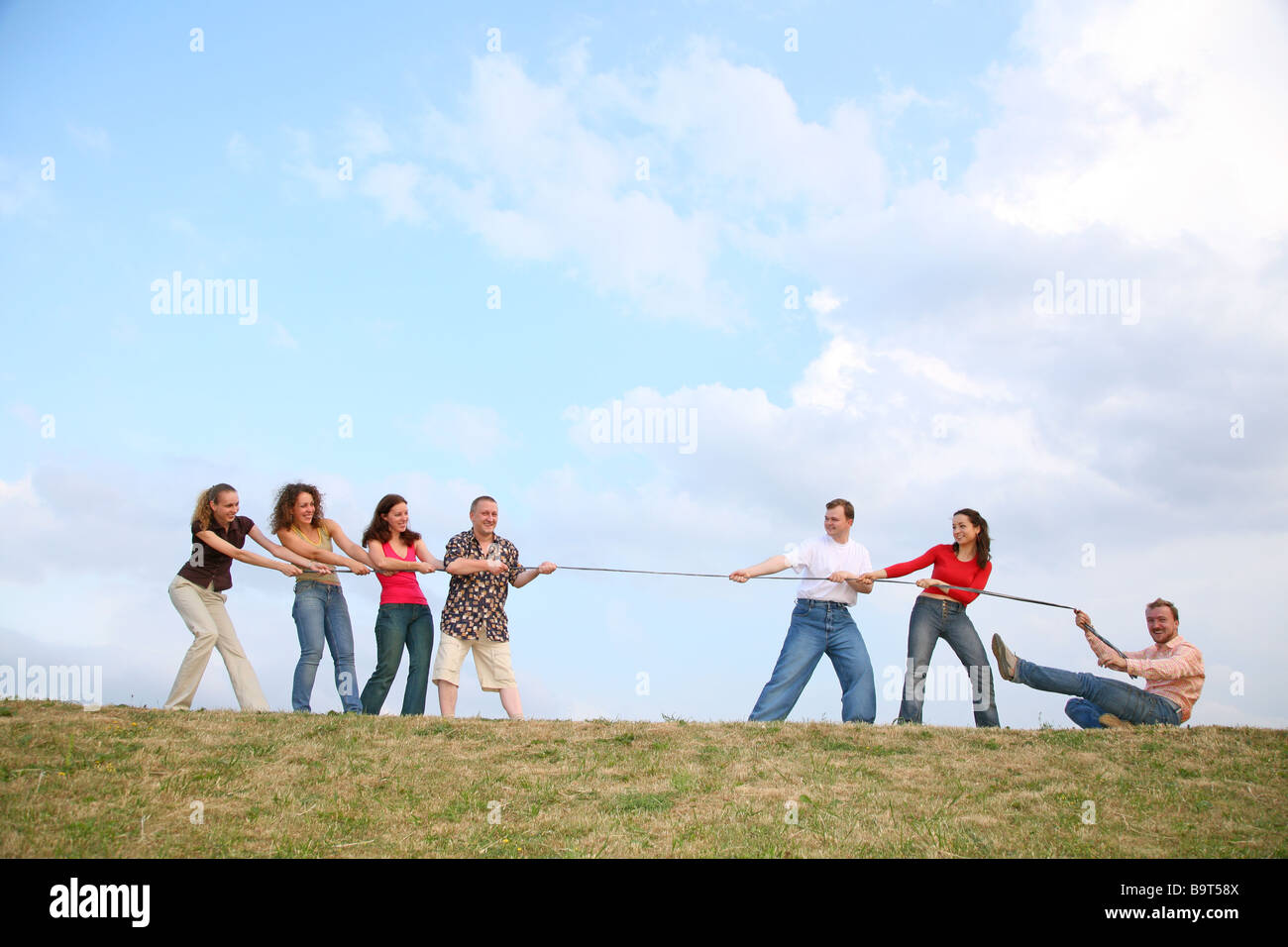 Winning tug war team hi-res stock photography and images - Alamy