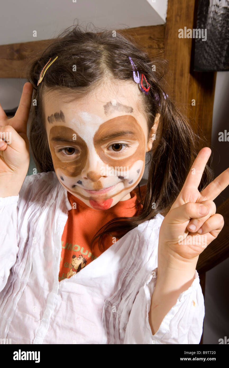 Dog face paint hi-res stock photography and images - Alamy