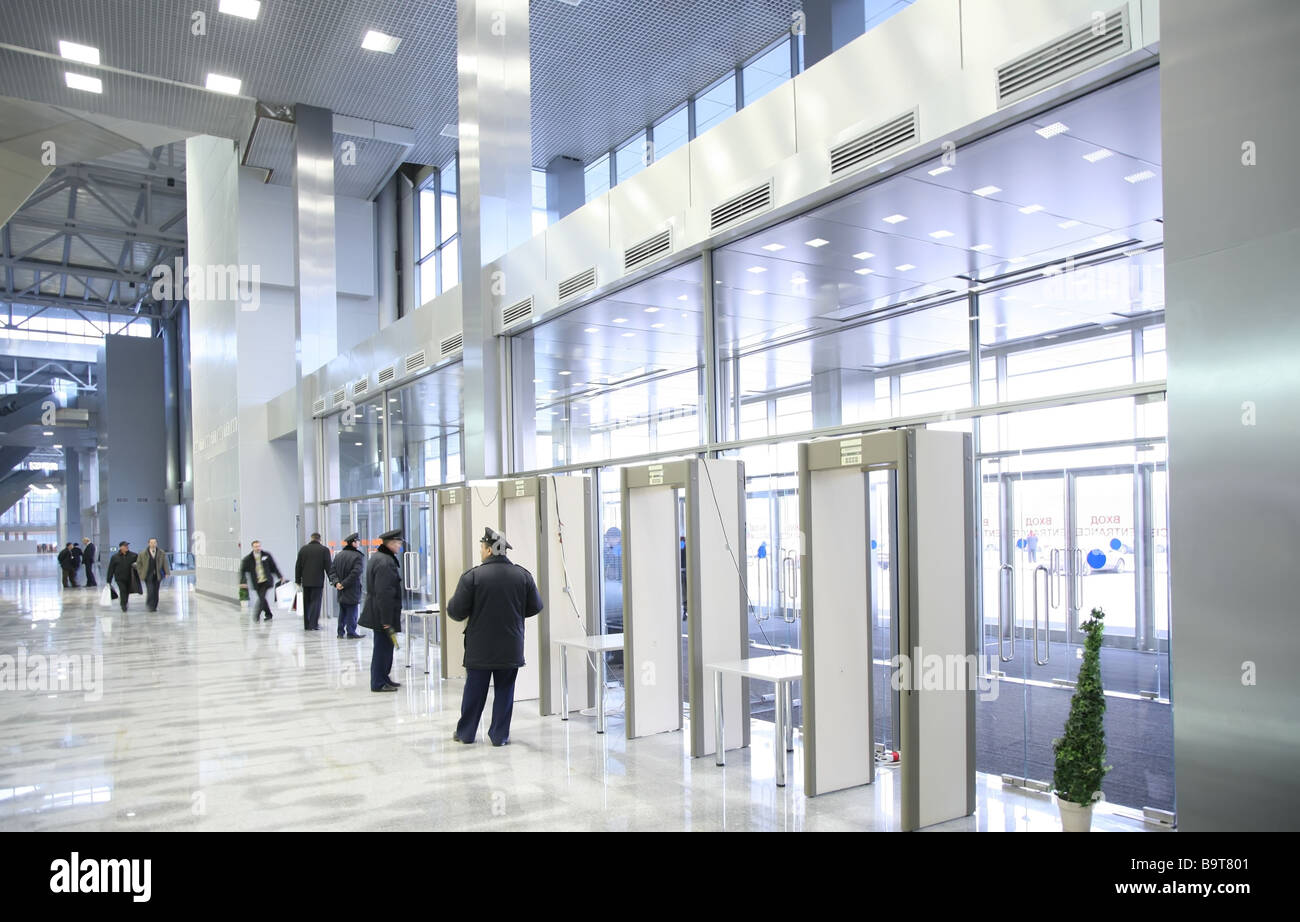 security officers at the entrance Stock Photo - Alamy