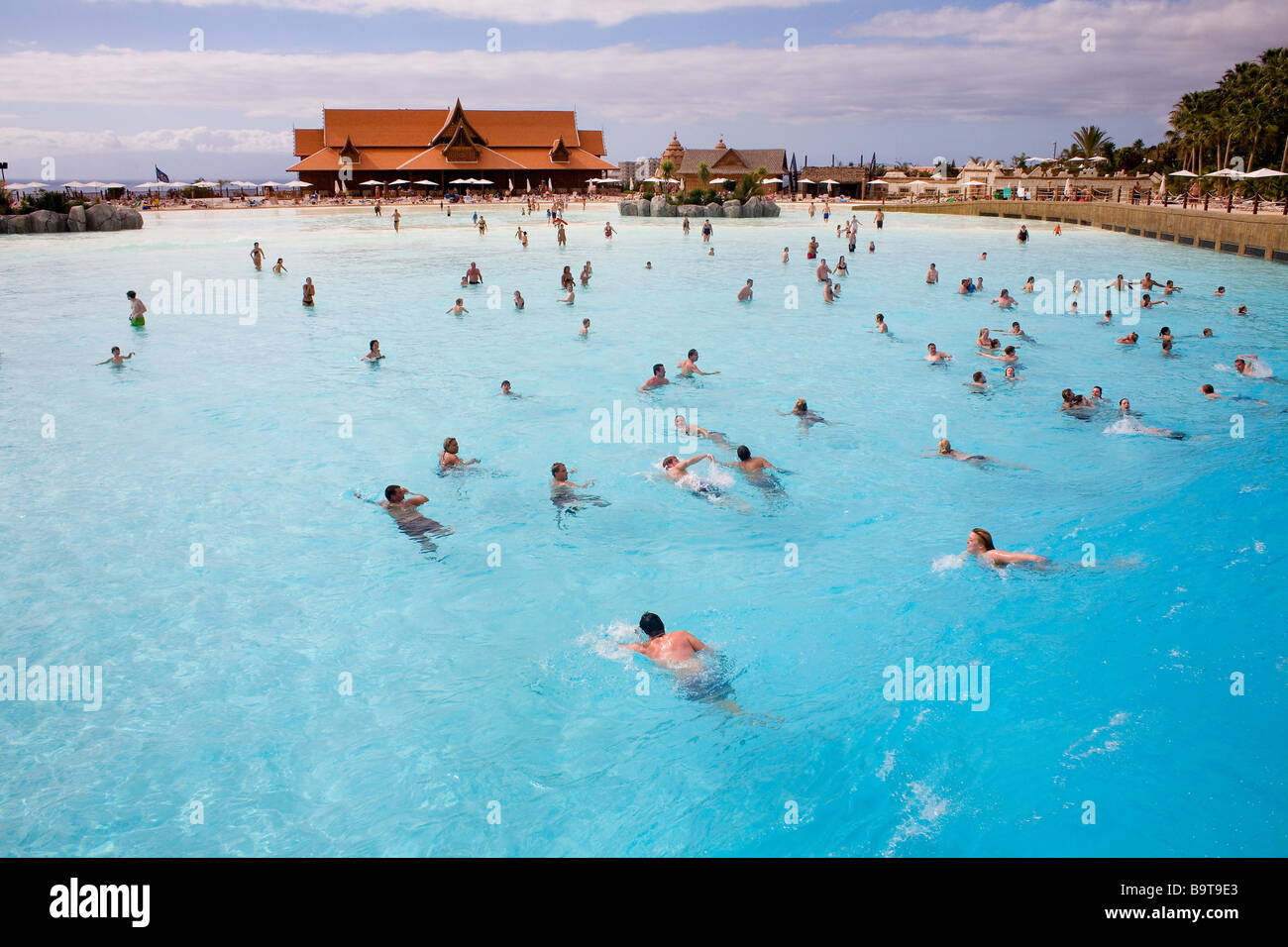 A giant wave greets visitors to the Siam Park beach in Tenerife Stock ...