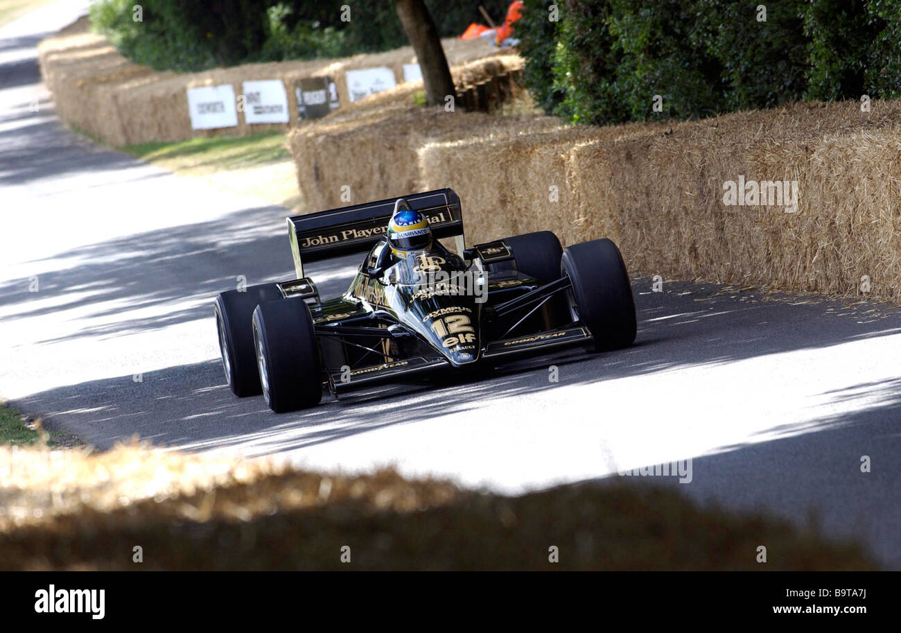 Nigel Mansell's 1991 JPS Lotus Cosworth at the Goodwood Festival of ...