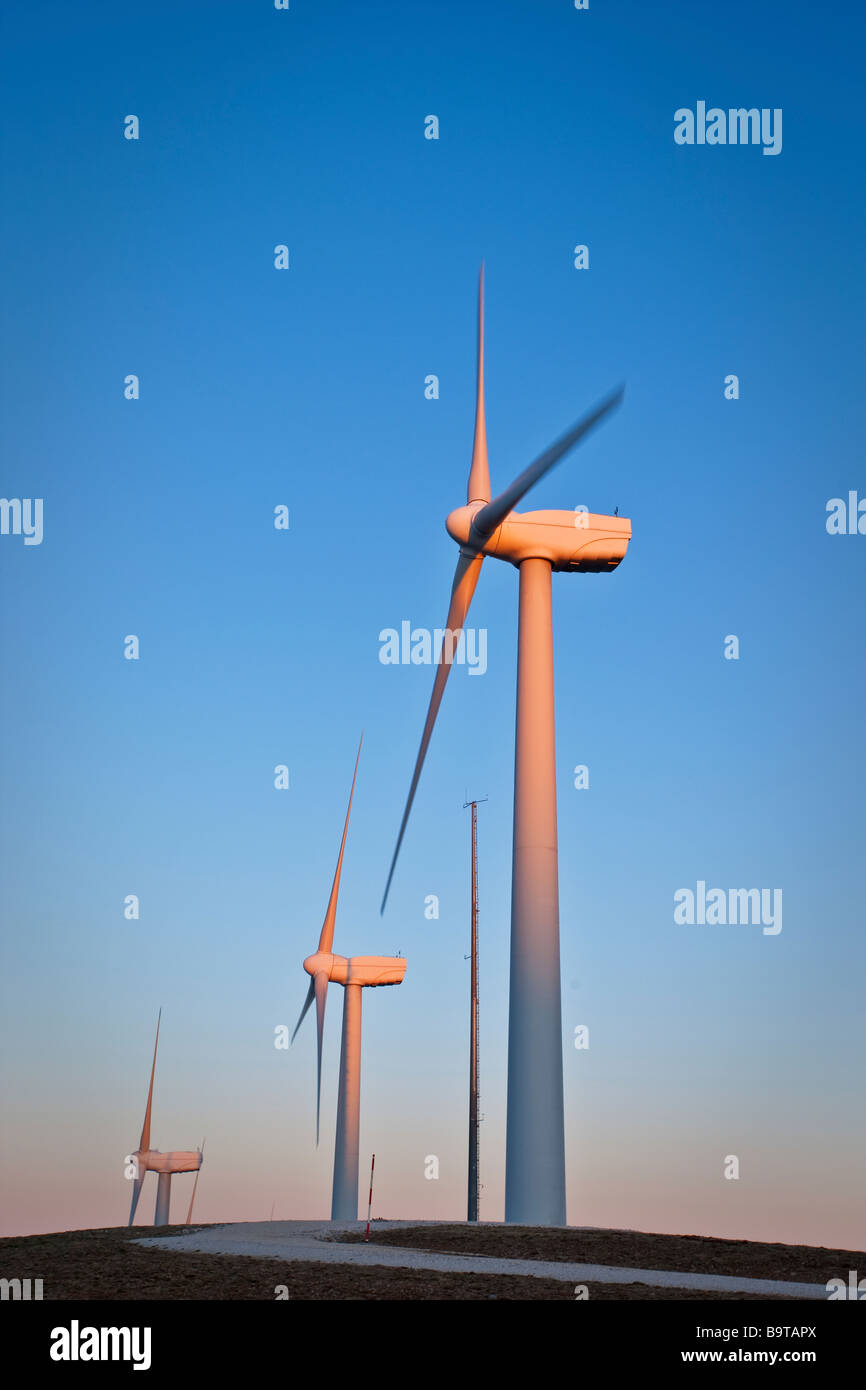 Windmills turning hi-res stock photography and images - Alamy