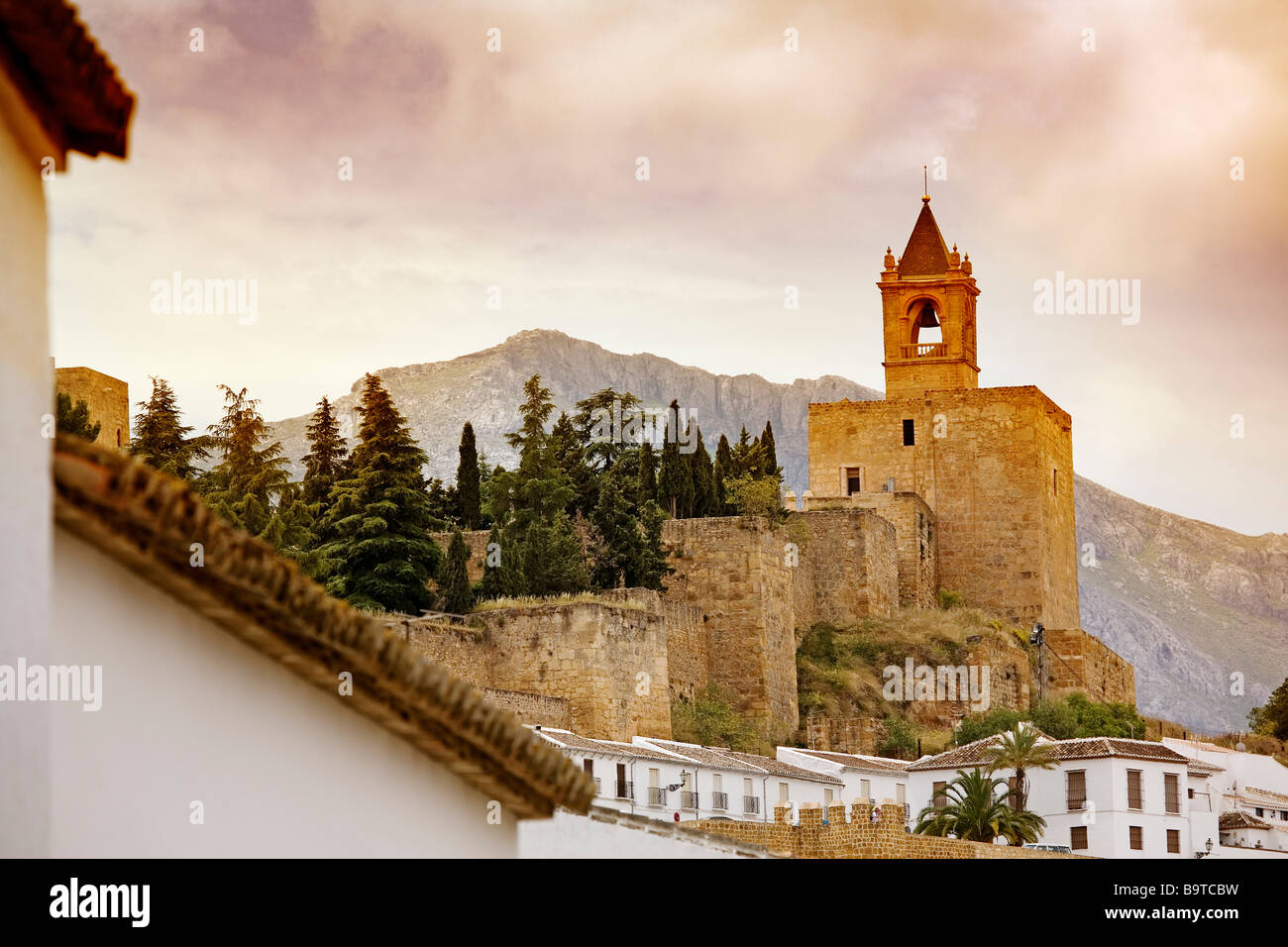 Alcazaba castillo hi-res stock photography and images - Alamy