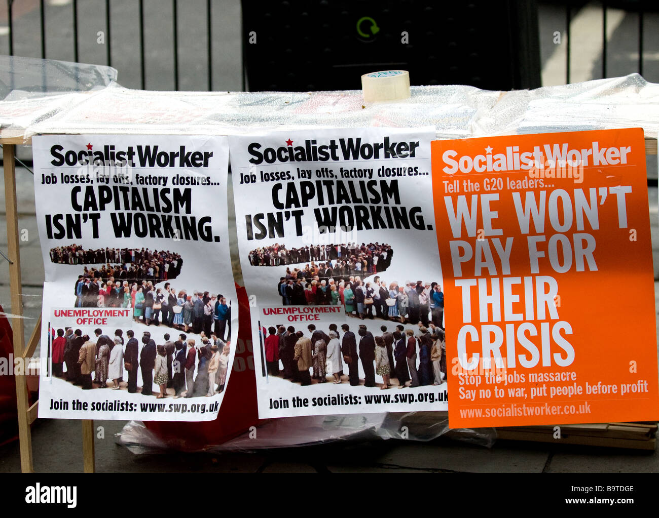 Demonstration posters hi-res stock photography and images - Alamy