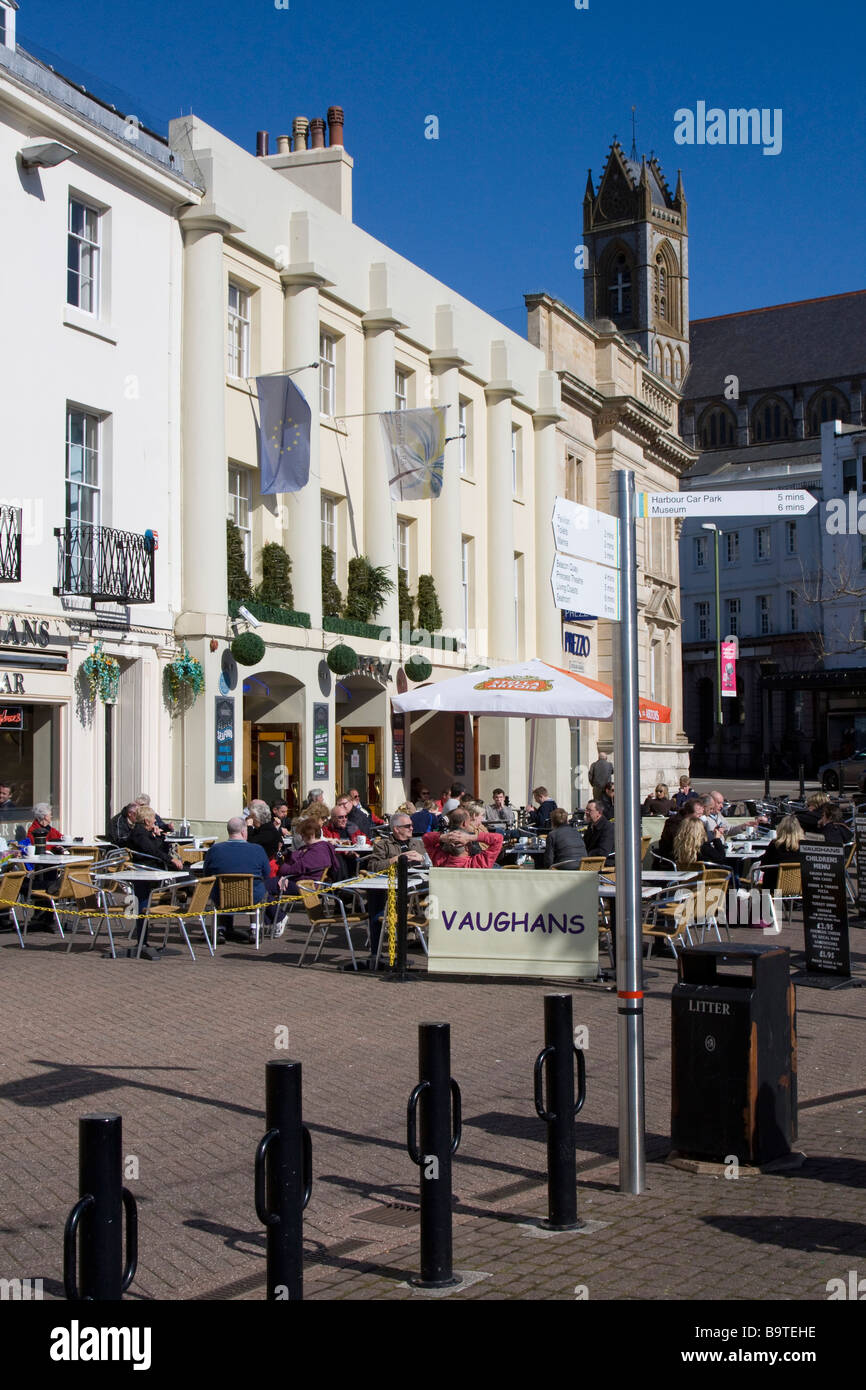 Torquay high street hi-res stock photography and images - Alamy