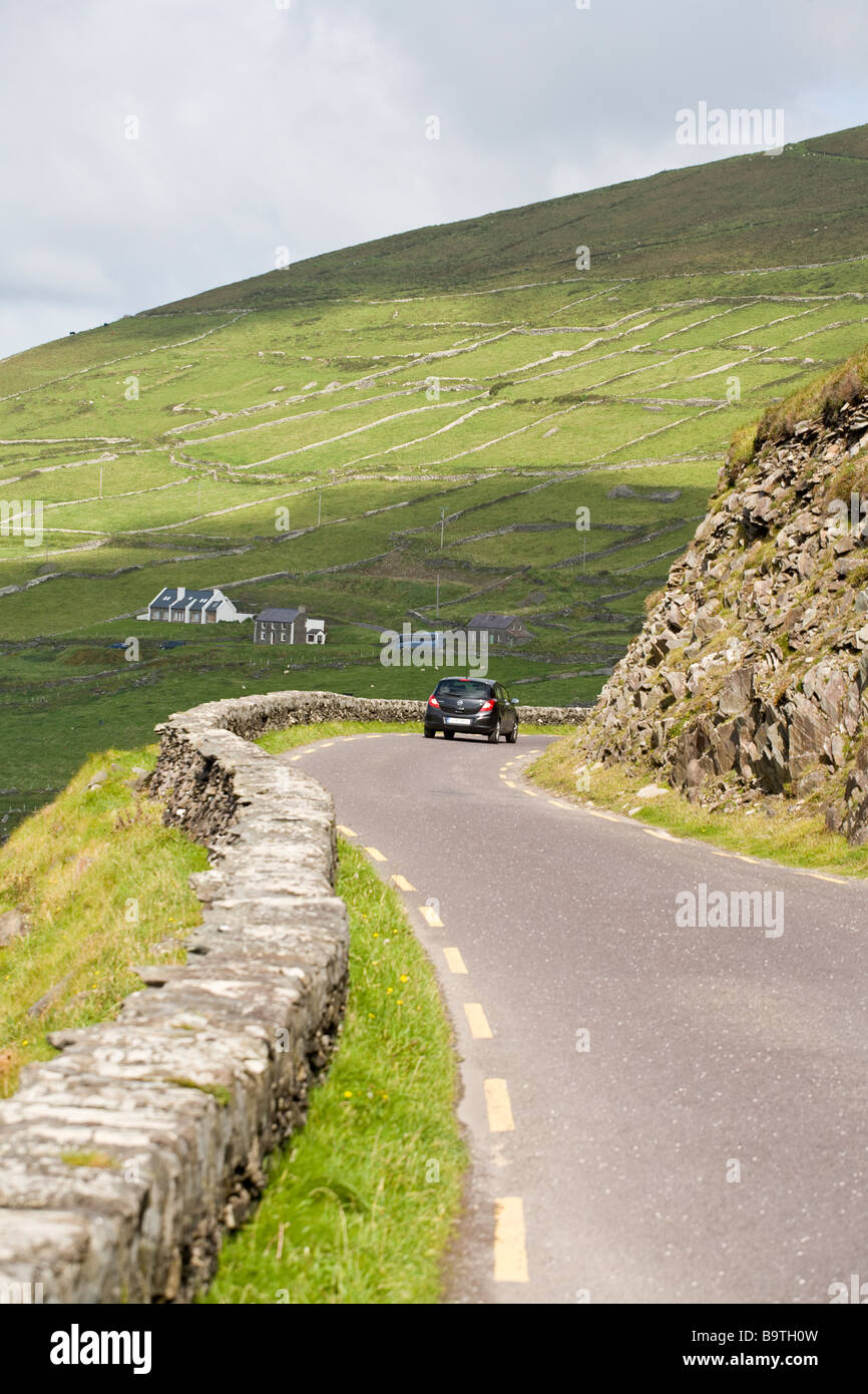 Car rounding a curve hi-res stock photography and images - Alamy