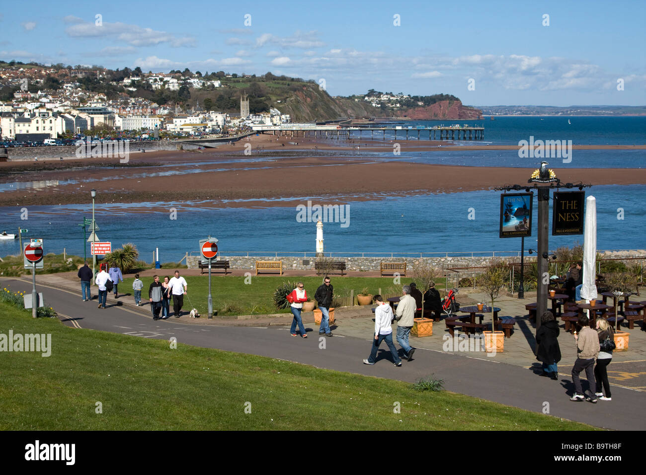 Teignmouth town centre hi-res stock photography and images - Alamy