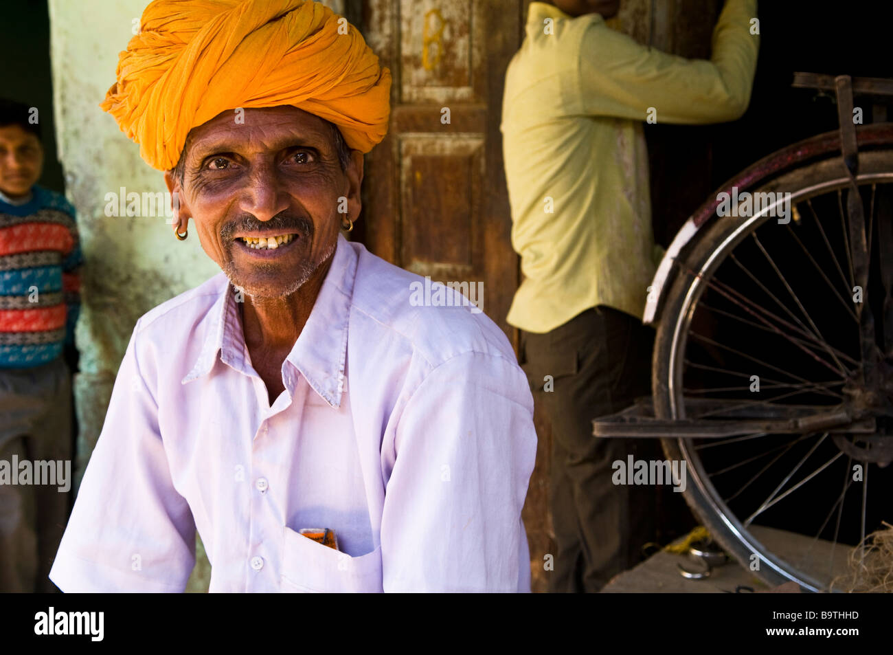 Smiles of India Stock Photo - Alamy