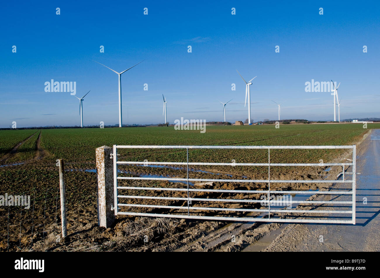 Wind turbines outside Beeford, East Yorkshire Stock Photo - Alamy