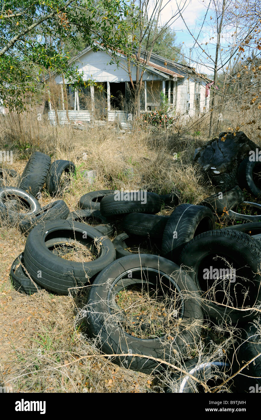 Abandoned shack use for homes by homeless people near Orlando Florida ...