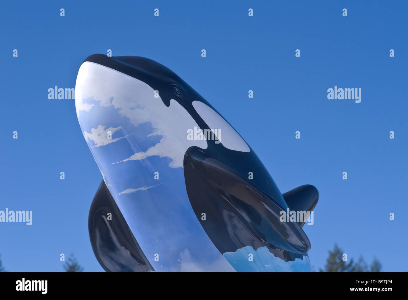 Orca or Killer Whale statue at Duke Point on Vancouver Island Stock ...