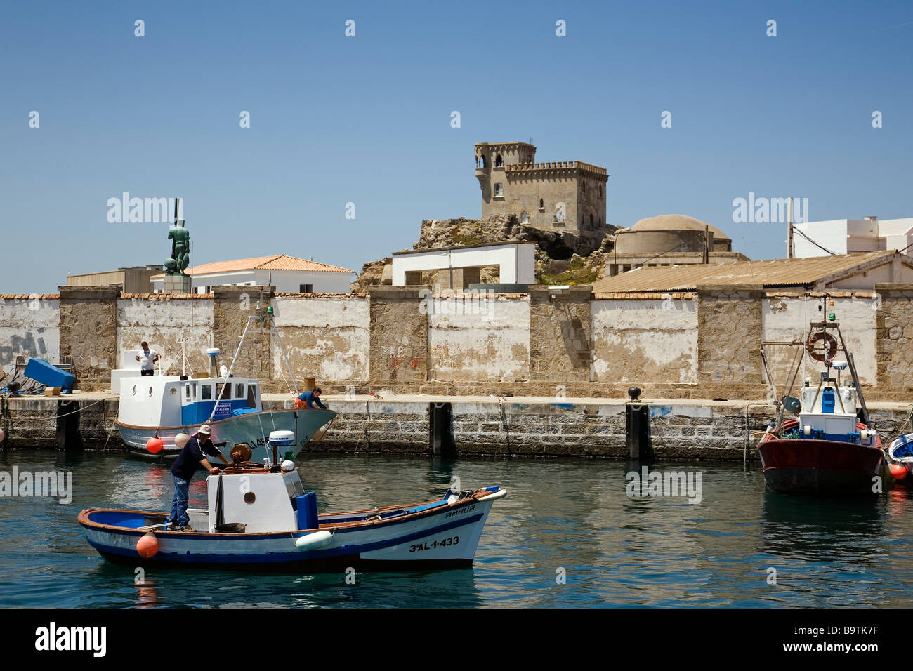 Pesca turistica hi-res stock photography and images - Alamy