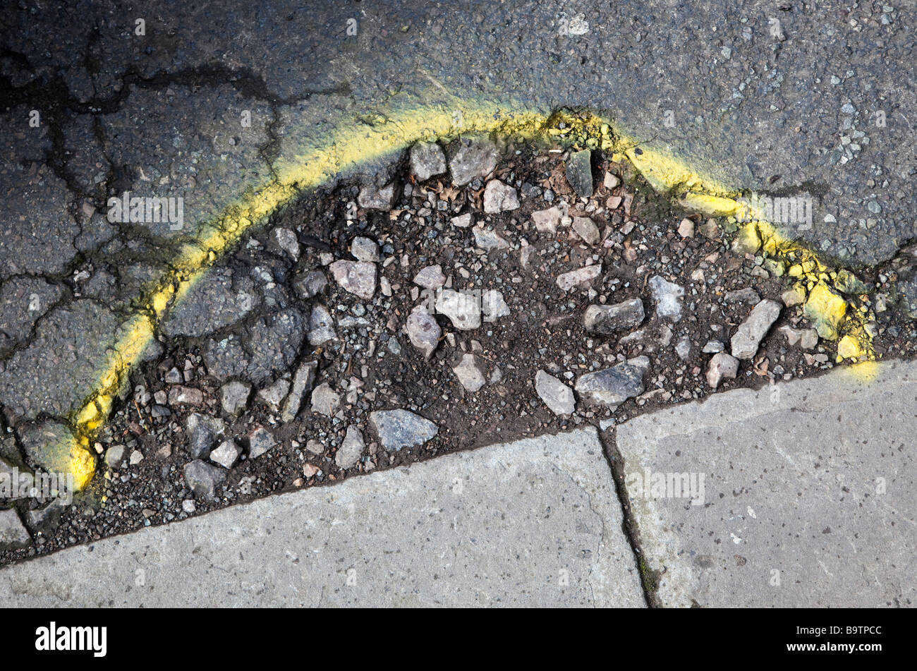 Edge marked hi-res stock photography and images - Alamy