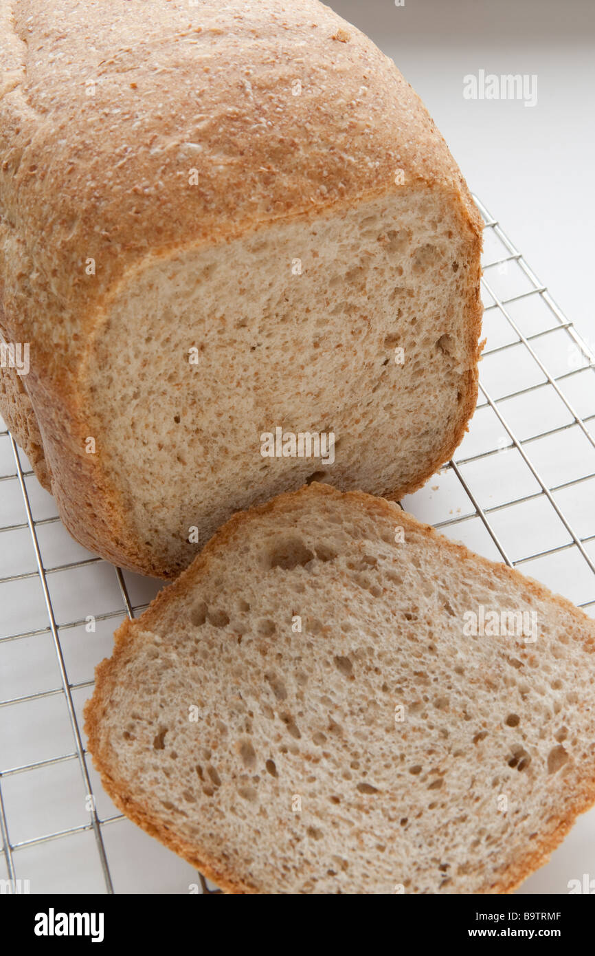 Cut a loaf hi-res stock photography and images - Alamy