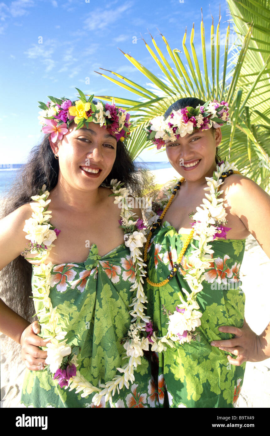 Cook islands rarotonga island flower hi-res stock photography and ...