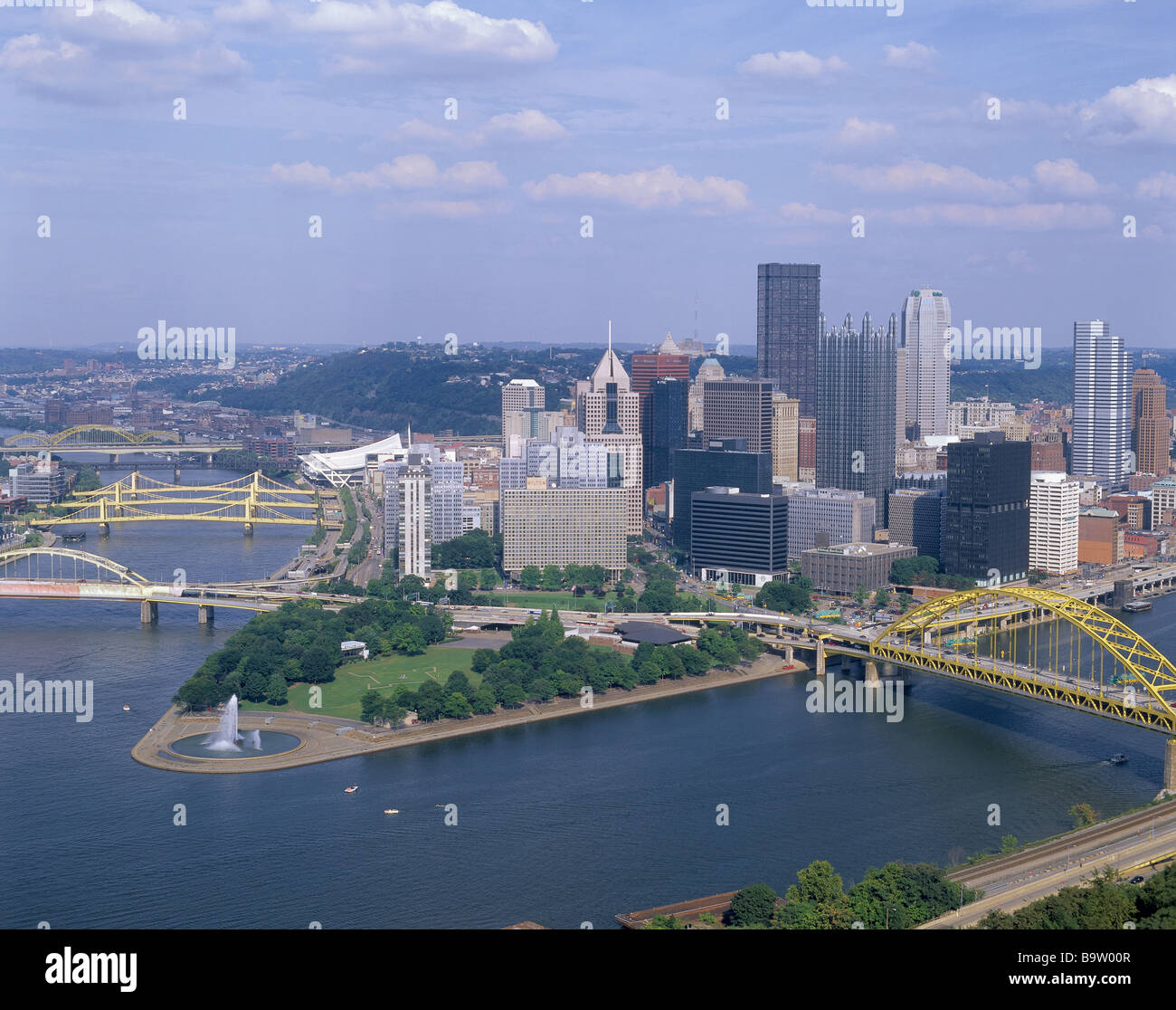 Pittsburgh river boat hi-res stock photography and images - Alamy