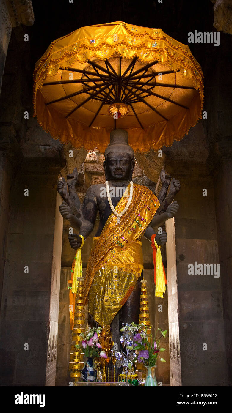 Vishnu statue angkor wat hi-res stock photography and images - Alamy