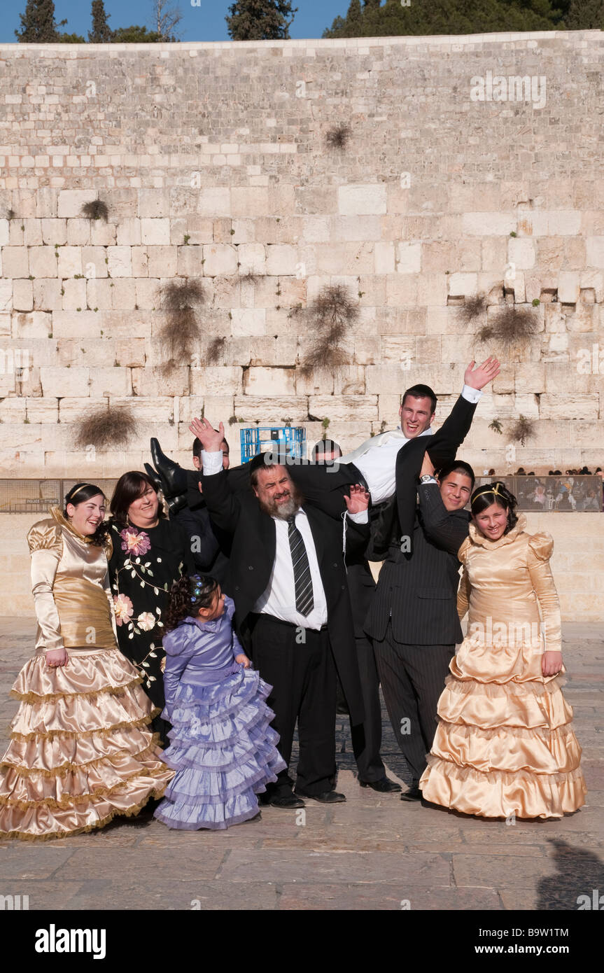 Traditional Israeli Clothing